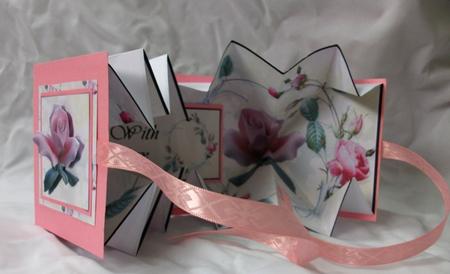 Exploding Card - Rose Circle - CUP268822_66 | Craftsuprint