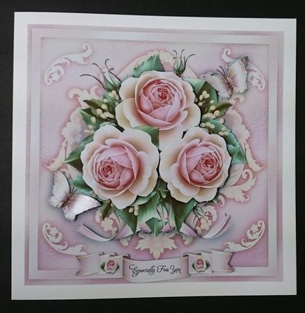 Soft Pink Vintage Roses Card Mini Kit - CUP667837_1641 | Craftsuprint