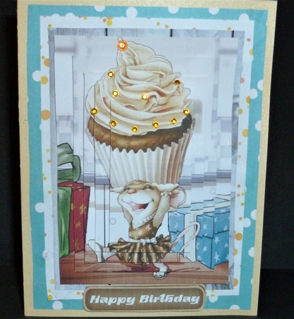 Mrs Cup Cake Mouse (Chocolate) Pyramid - CUP955856_437 | Craftsuprint