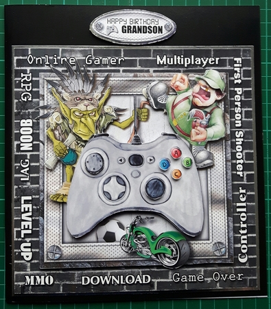 The Online Gamer - CUP828107_1443 | Craftsuprint