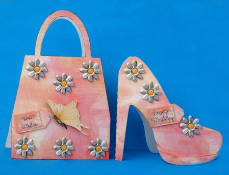 Daisy Shoe Shaped Card with Decoupage - CUP73879_376 | Craftsuprint