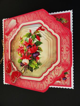 Red Fuchsias Cut Corners Card Mini Kit - CUP540013_1648 | Craftsuprint