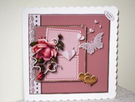 Halee's Roses Topper 1 - Photo by Wayne Swan