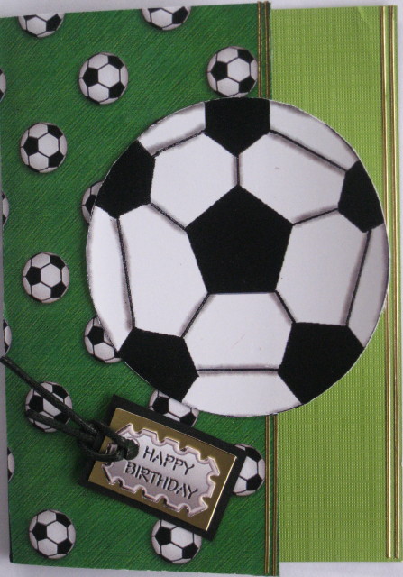 Football on the Field - Background Paper - CUP86176_499 | Craftsuprint