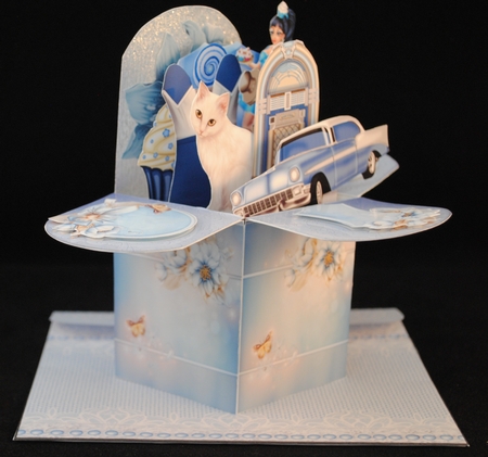 Pop Up Box Card Kit: Blue Inspiration - Photo by Yvonne Middleton