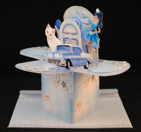 Pop Up Box Card Kit: Blue Inspiration - Photo by Yvonne Middleton
