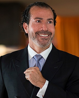 Angelo Robles - Founder @ Family Office Association