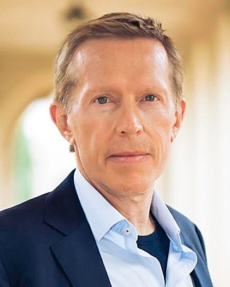 Neil Howe - Managing Director @ Hedgeye Risk Management