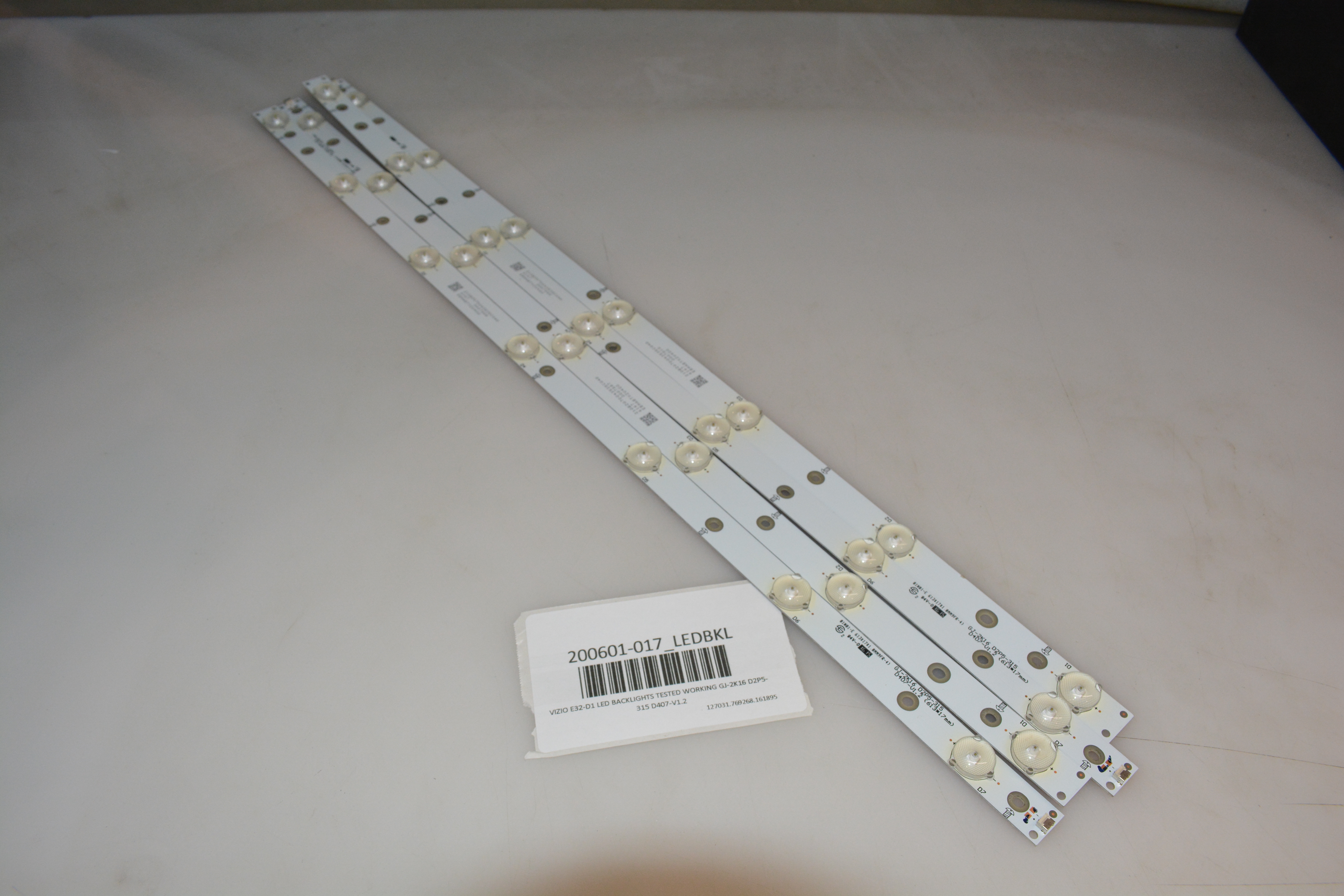 VIZIO E32-D1 LED BACKLIGHTS TESTED WORKING GJ-2K16 D2P5-315 D407-V1.2 ...