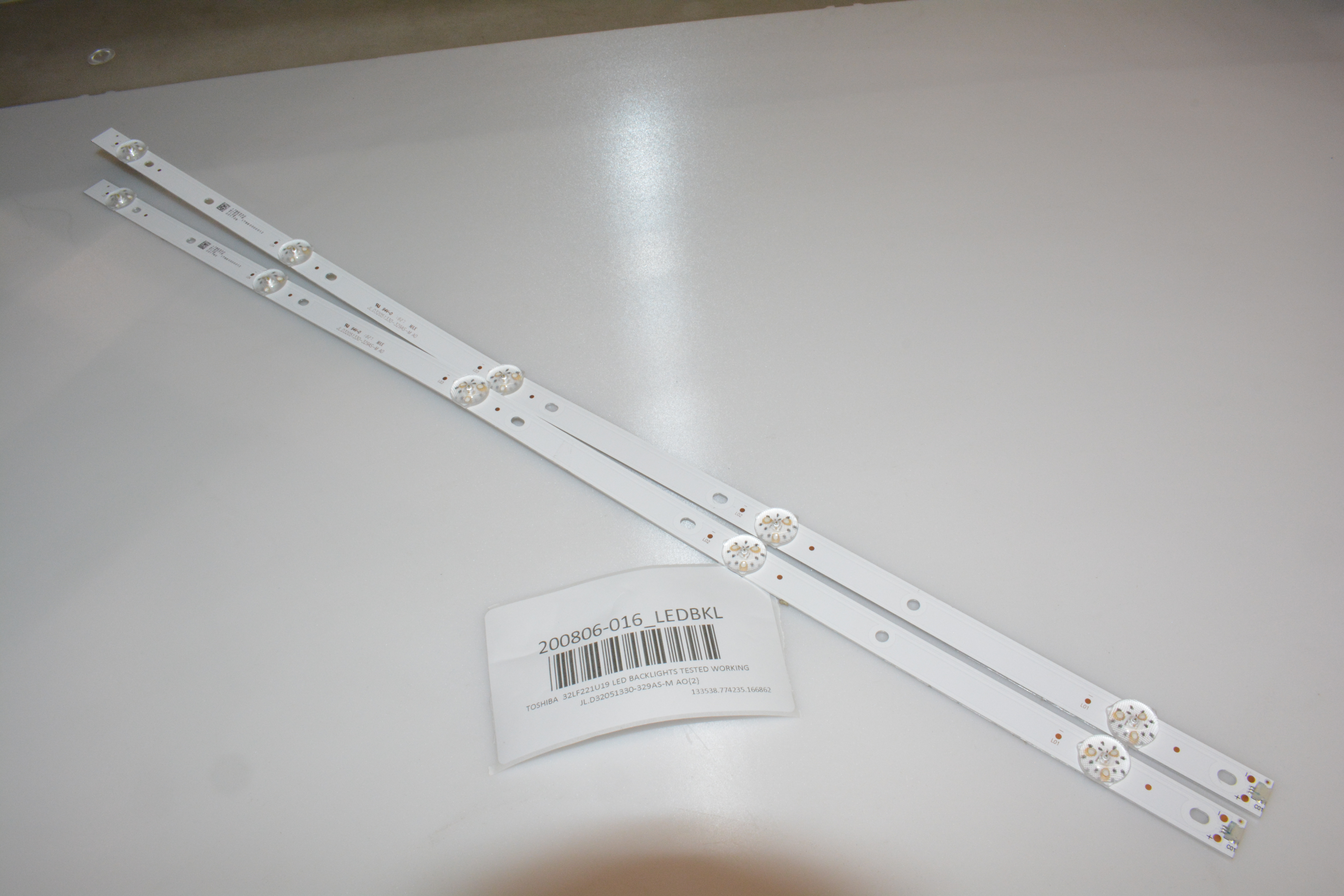 TOSHIBA 32LF221U19 LED BACKLIGHTS TESTED WORKING JL.D32051330-329AS-M ...