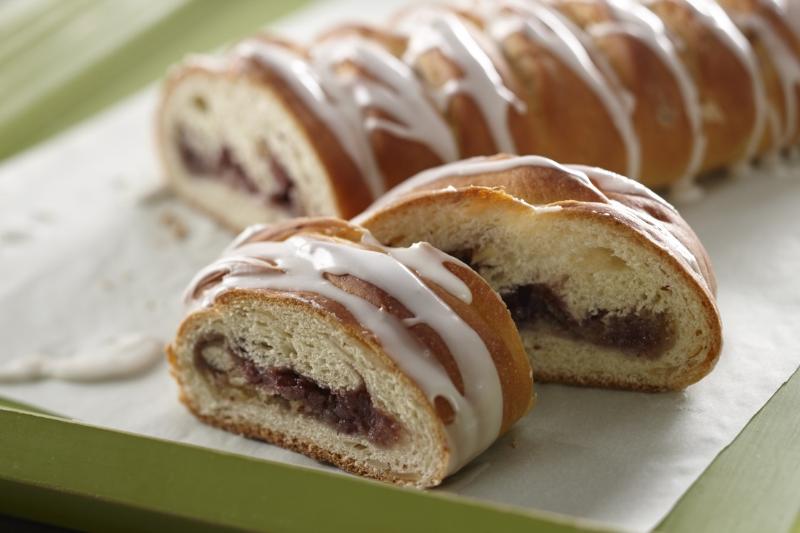 Raspberry Almond Braid