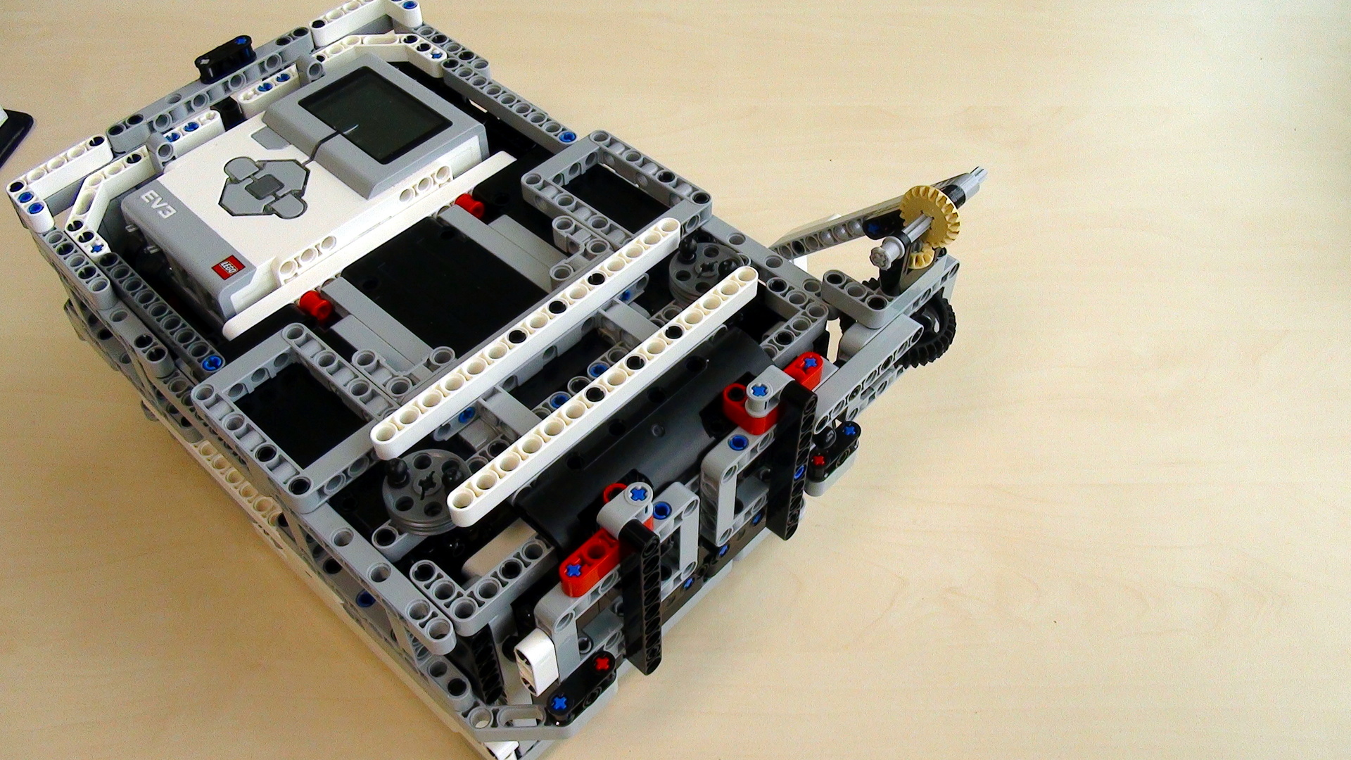 FLLCasts | Attachments for Box Robot for Robotics Competitions.