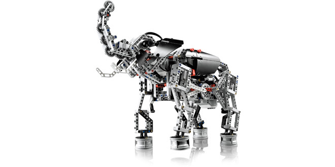 FLLCasts | Elephant - LEGO Mindstorms EV3 robot that looks like an