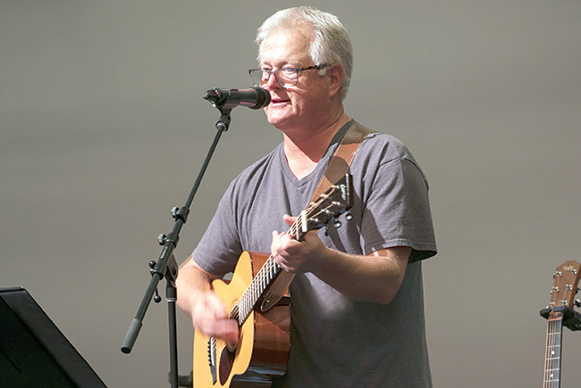 Valencia College President Sandy Shugart – He's a poet, a picker and a ...