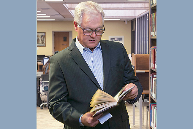 Valencia College President Sandy Shugart – He's a poet, a picker and a ...