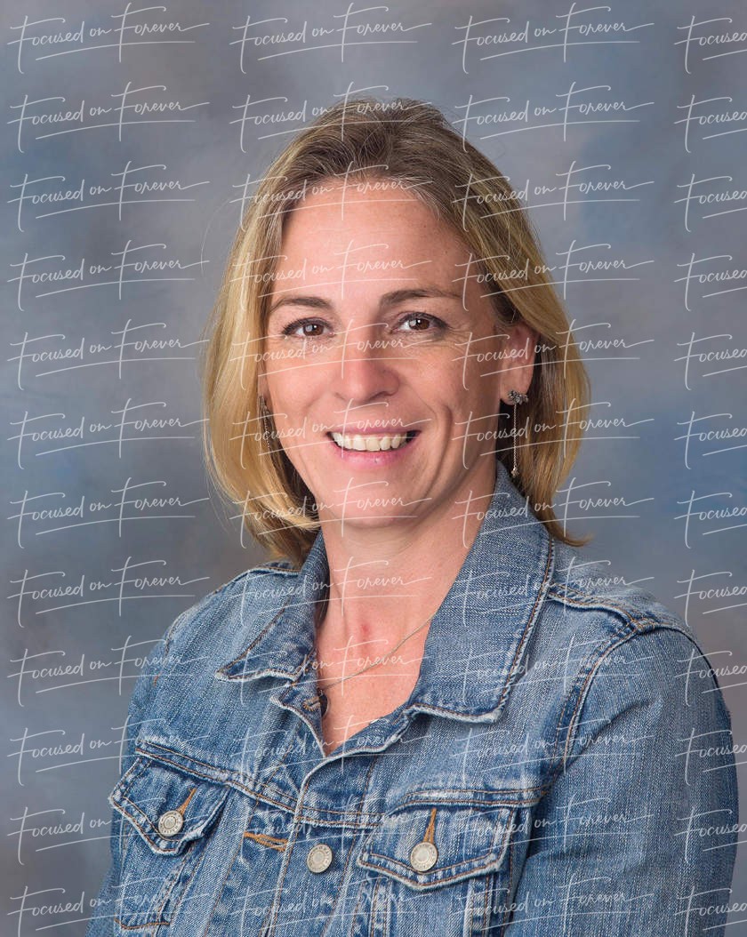 West Gate K-8 Fall 2022 - Find My Portraits - Focused on Forever Studio