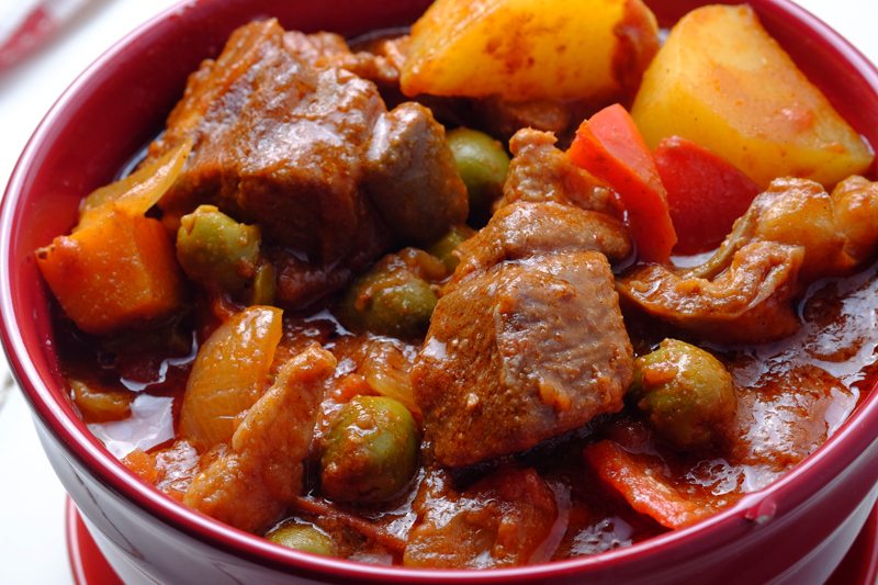 Slow Cooker Lamb Caldereta