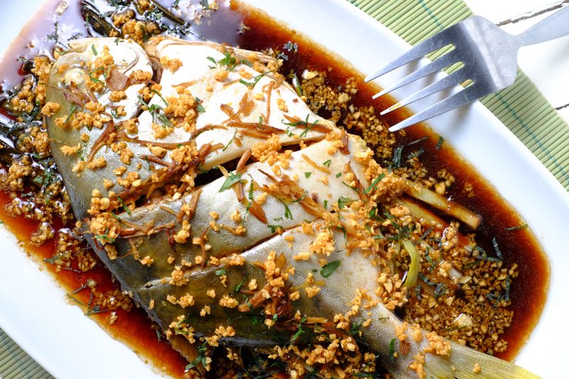 Slow Cooker Soy-Ginger Steamed Pompano
