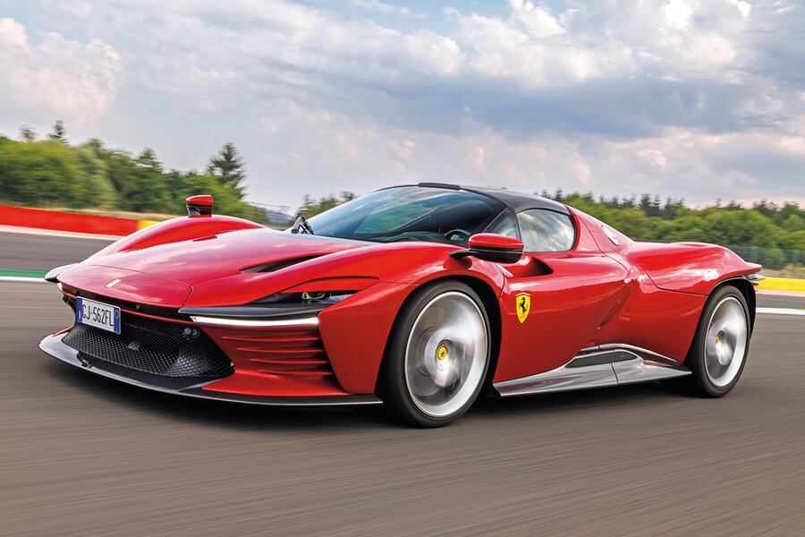 Forza | The Magazine About Ferrari