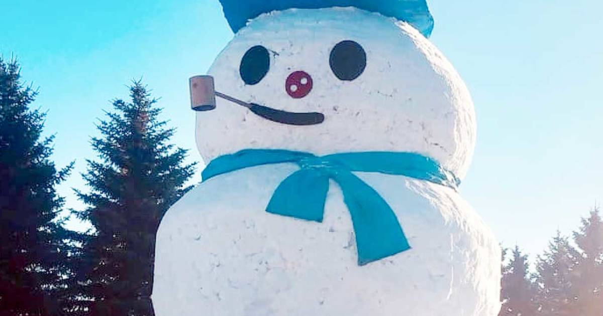 Someone in Canada built a snowman the size of a house