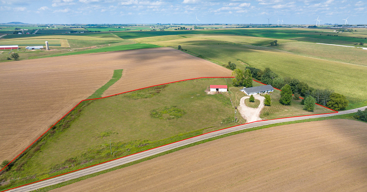 25800 Valley View Dr. | Ruhl & Ruhl Realtors