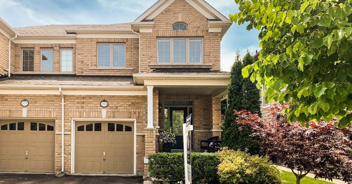 215 Holloway Terrace