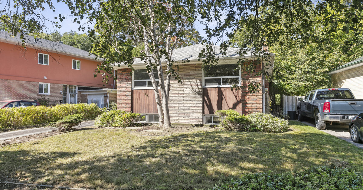 84 Applefield Drive