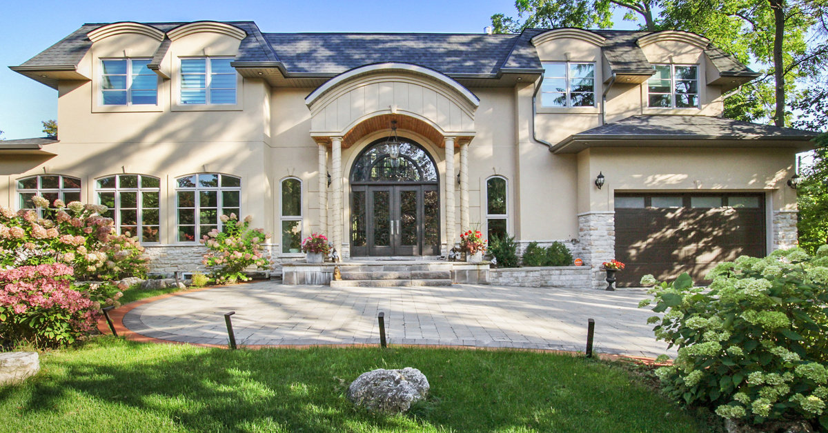 1286 Cambridge Drive