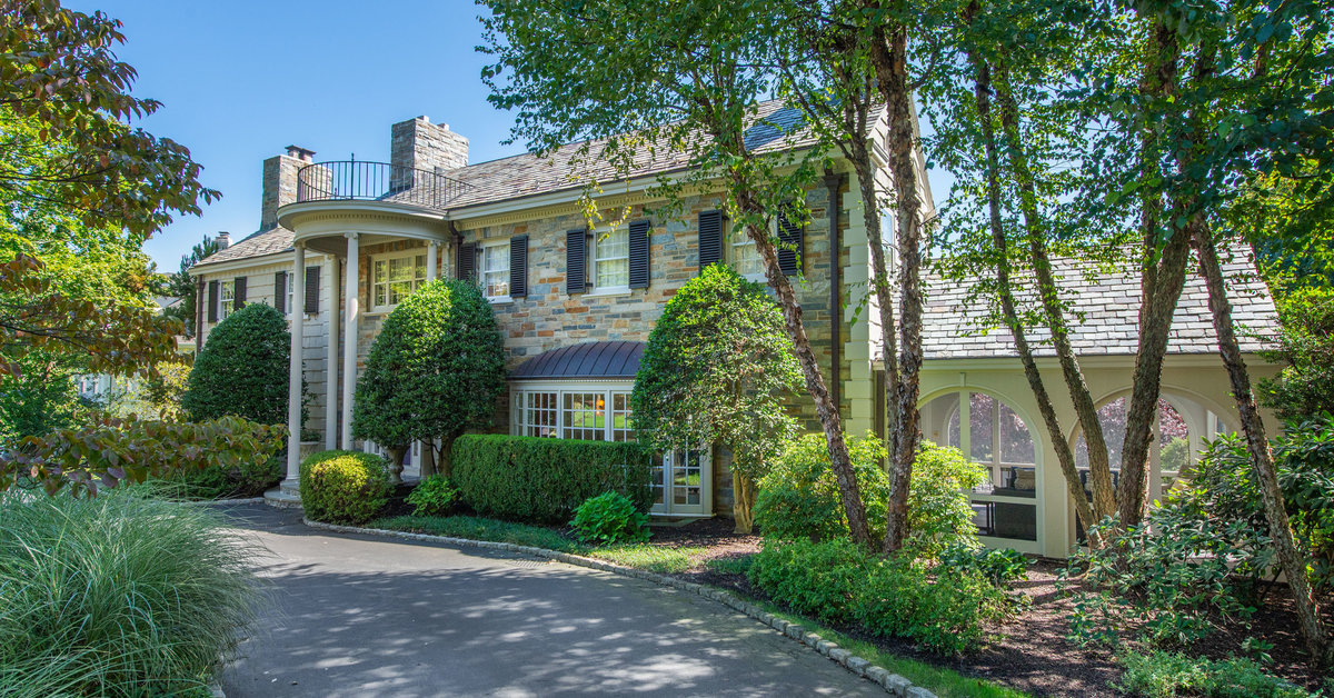 215 Upper Mountain Ave, Montclair, NJ 07042 | Rela