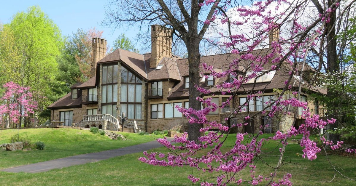 6580 Timothy LN | Washington Fine Properties, LLC