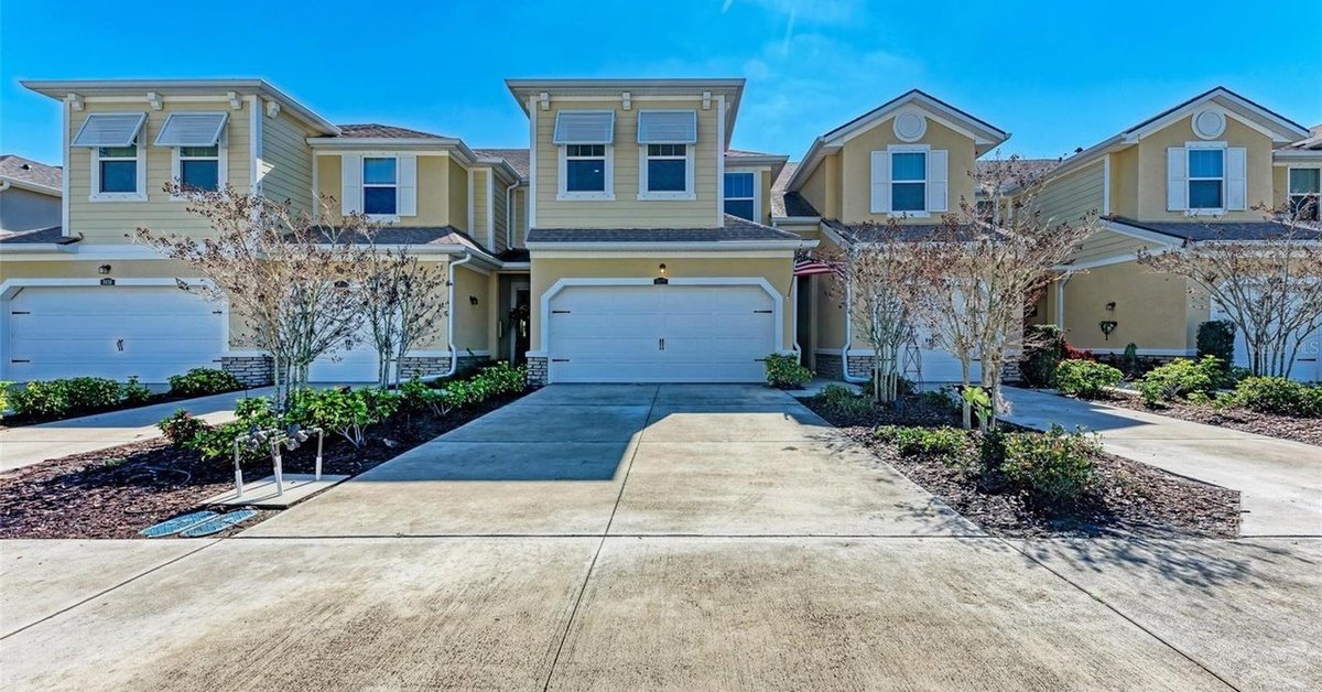 11622 Rolling Green Drive