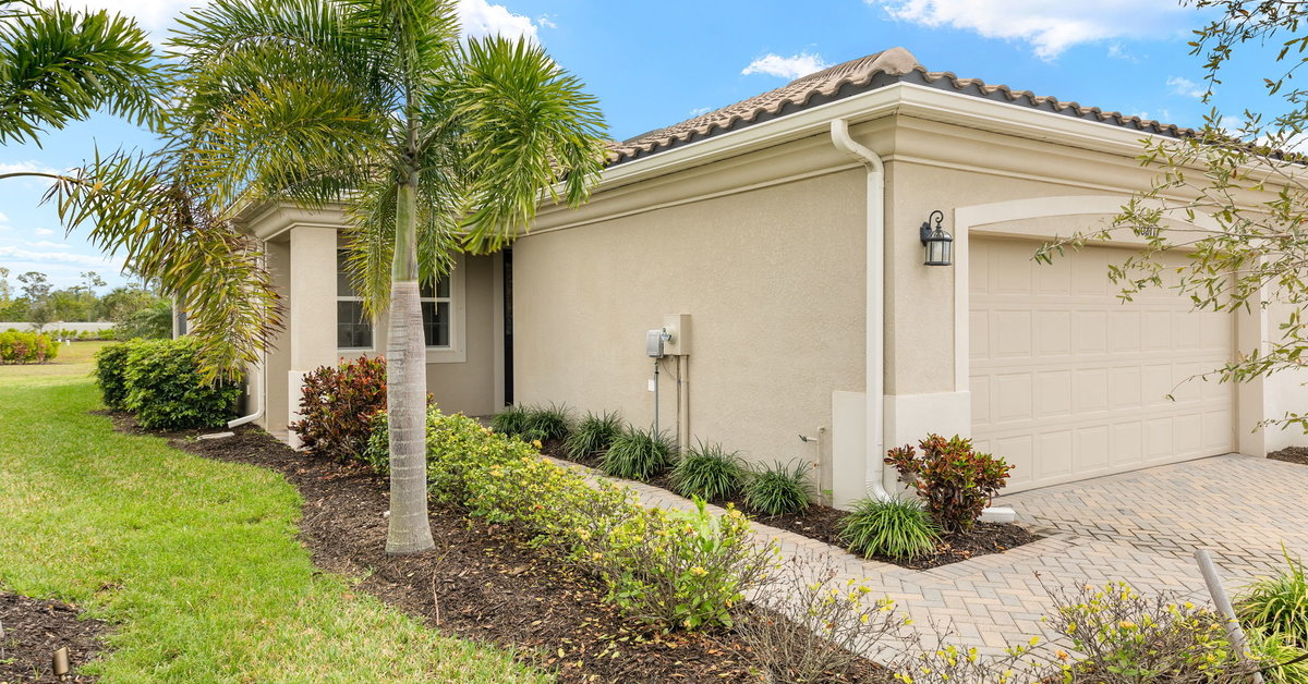 10271 Bonavie Cove Drive