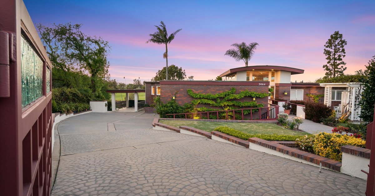 3064 Java Rd, Costa Mesa, CA 92626 | Rela