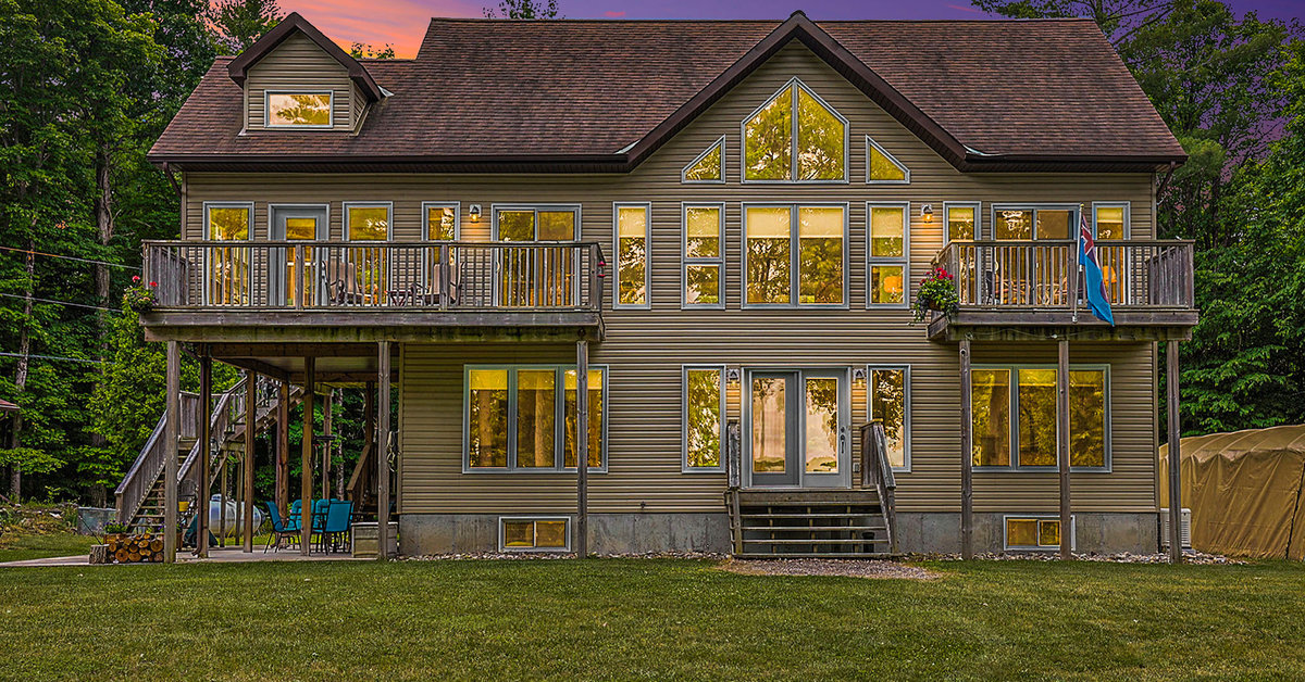 1332 Snye Road, White Lake