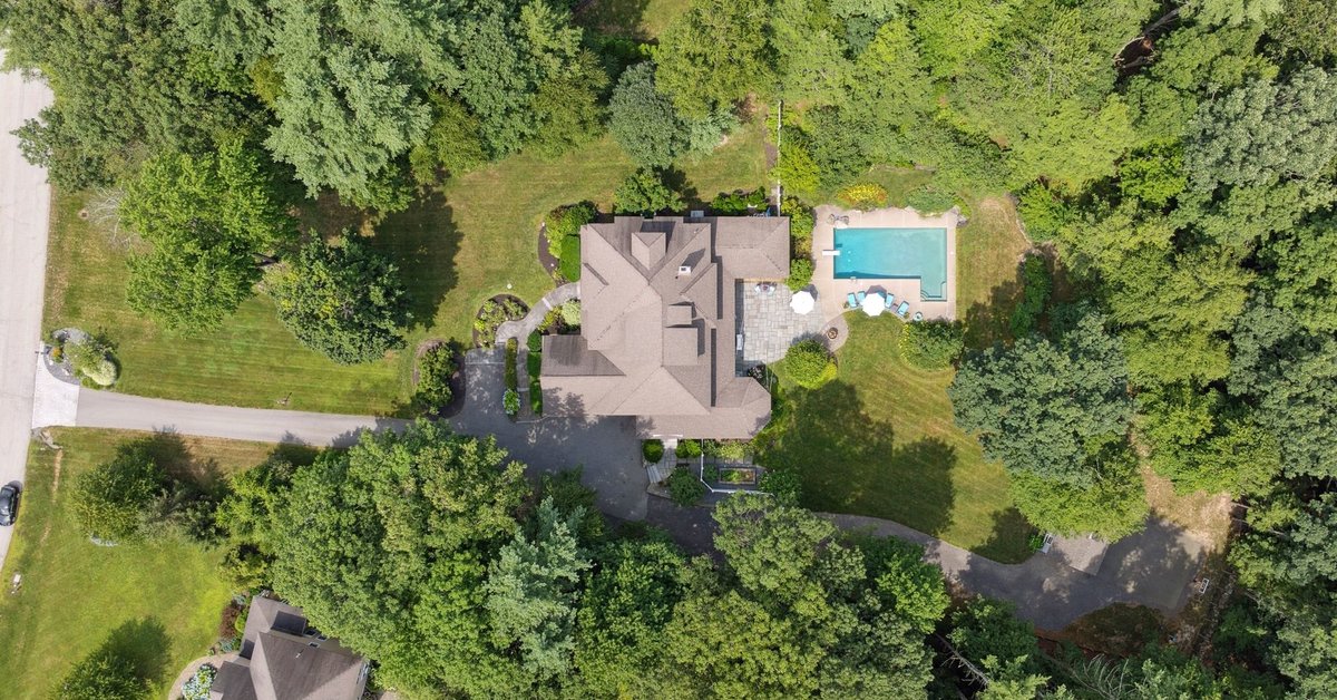 84 Hickory Rd