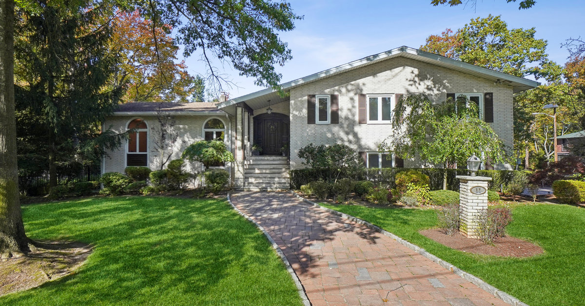 11 Ellington Place