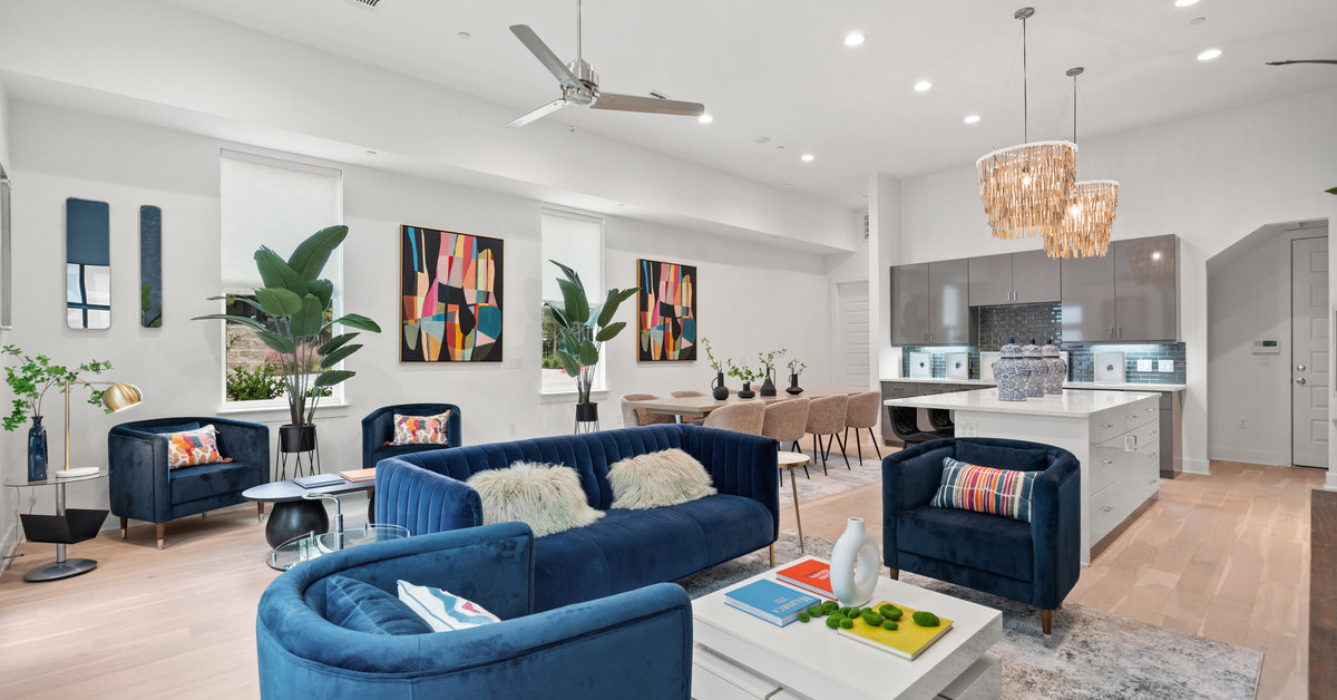 2505 Bluebonnet Ln Unit 18