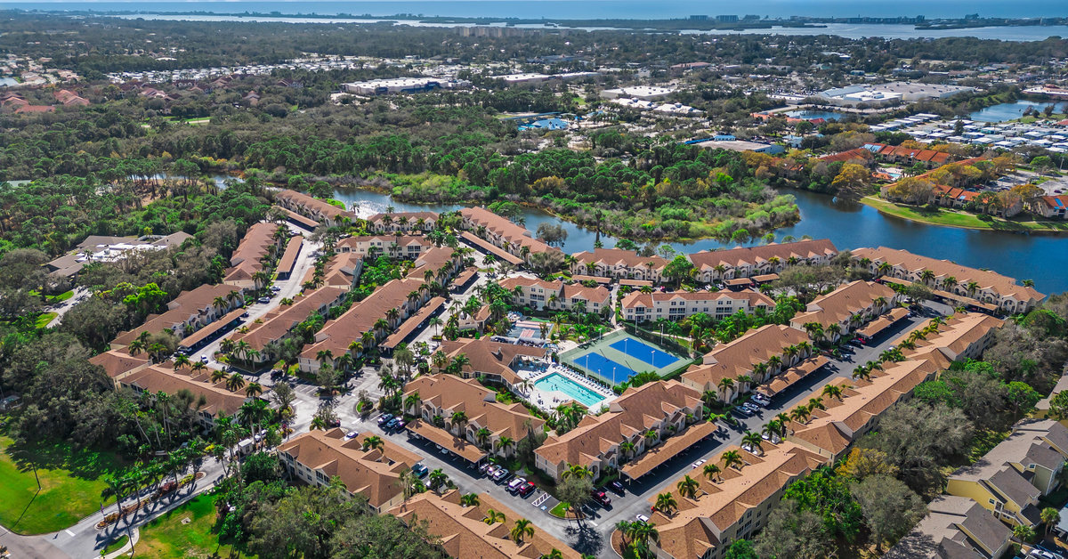 8369 Wingate Drive, Unit 2114