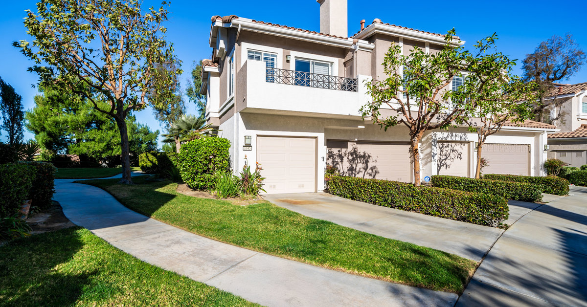 1045 S Sundance Drive