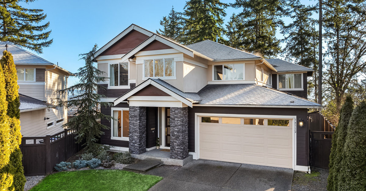 Vista Point View Home | John L. Scott Real Estate