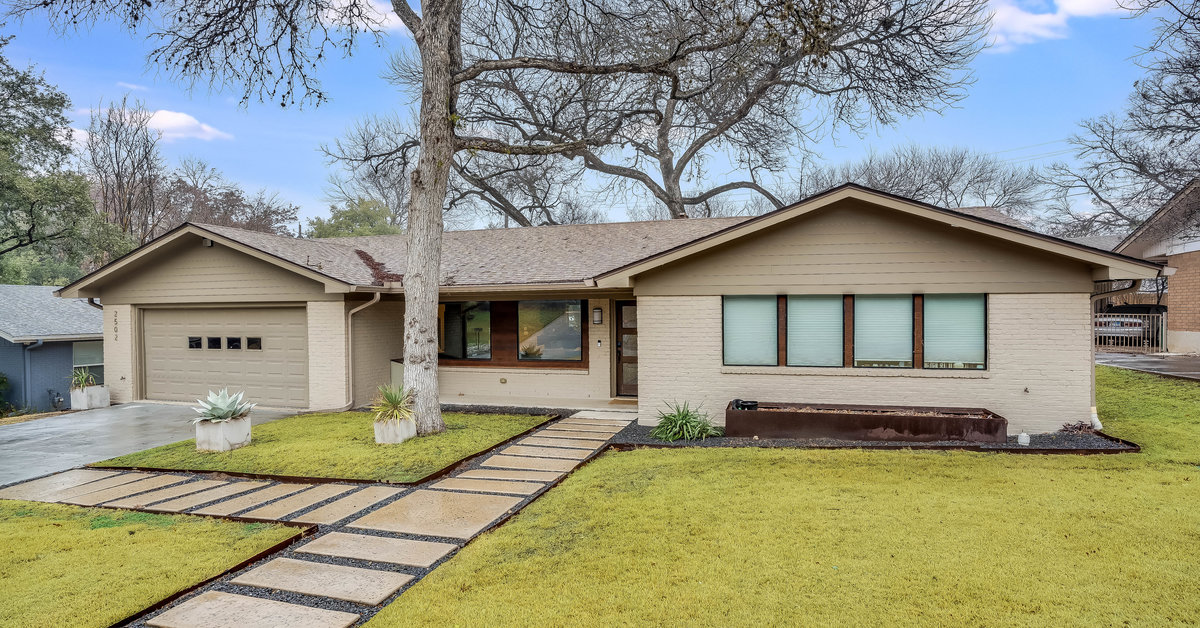 2502 Spring Creek Drive
