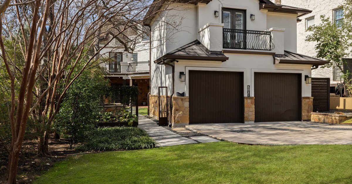 Contemporary Design with a Dash of Texas Flair | Kuper Sotheby's ...