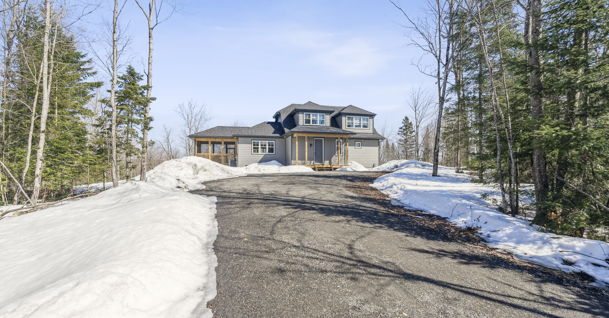 1020 Ridgeline Drive