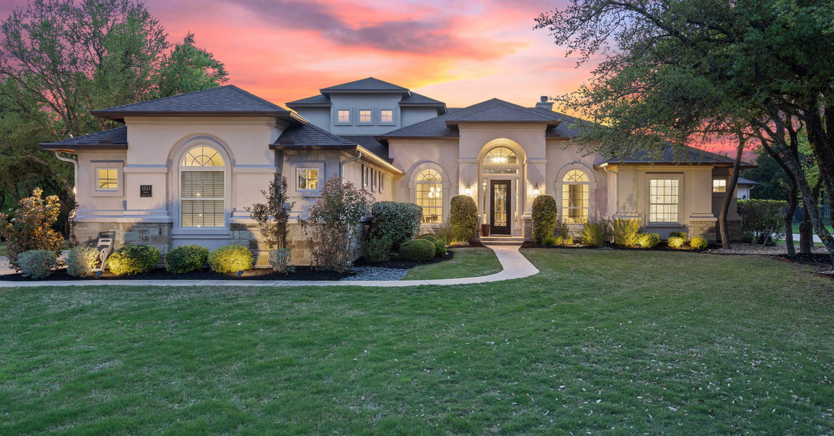 1013 Hidden Ridge Ct