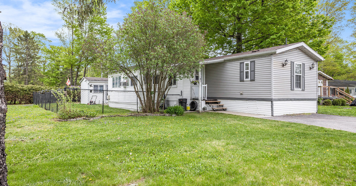 14 Oakwood Avenue