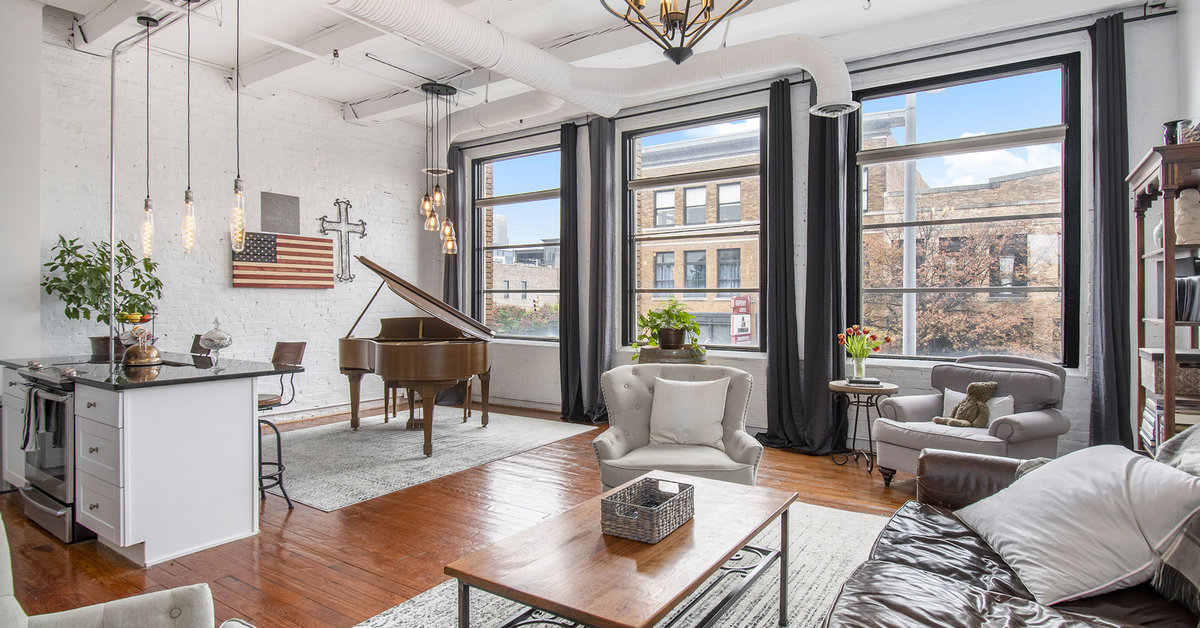 Historic Downtown Loft Condo For Sale - 2301 1st Ave N #206