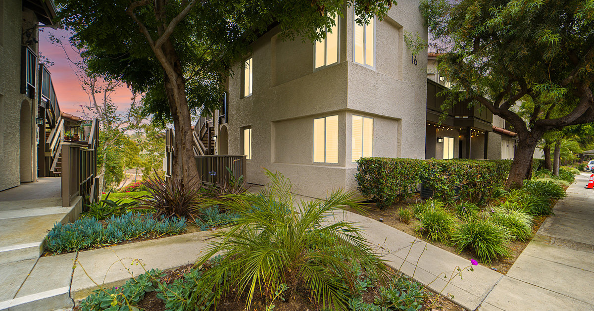 16 Corniche Drive Unit A