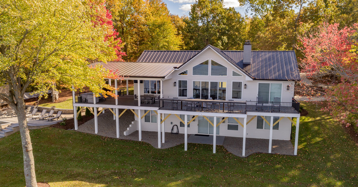 117 Deerwood Court, Lake Gaston