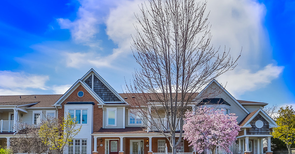 888 Audley Road South