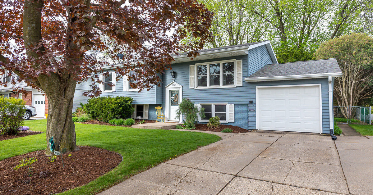 2263 Saint John Dr. | Ruhl & Ruhl Realtors